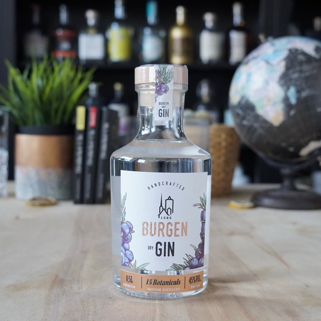 Burgen Bio Dry Gin| Ist einer der besten Deutschen Gins. | Zum Shop ...