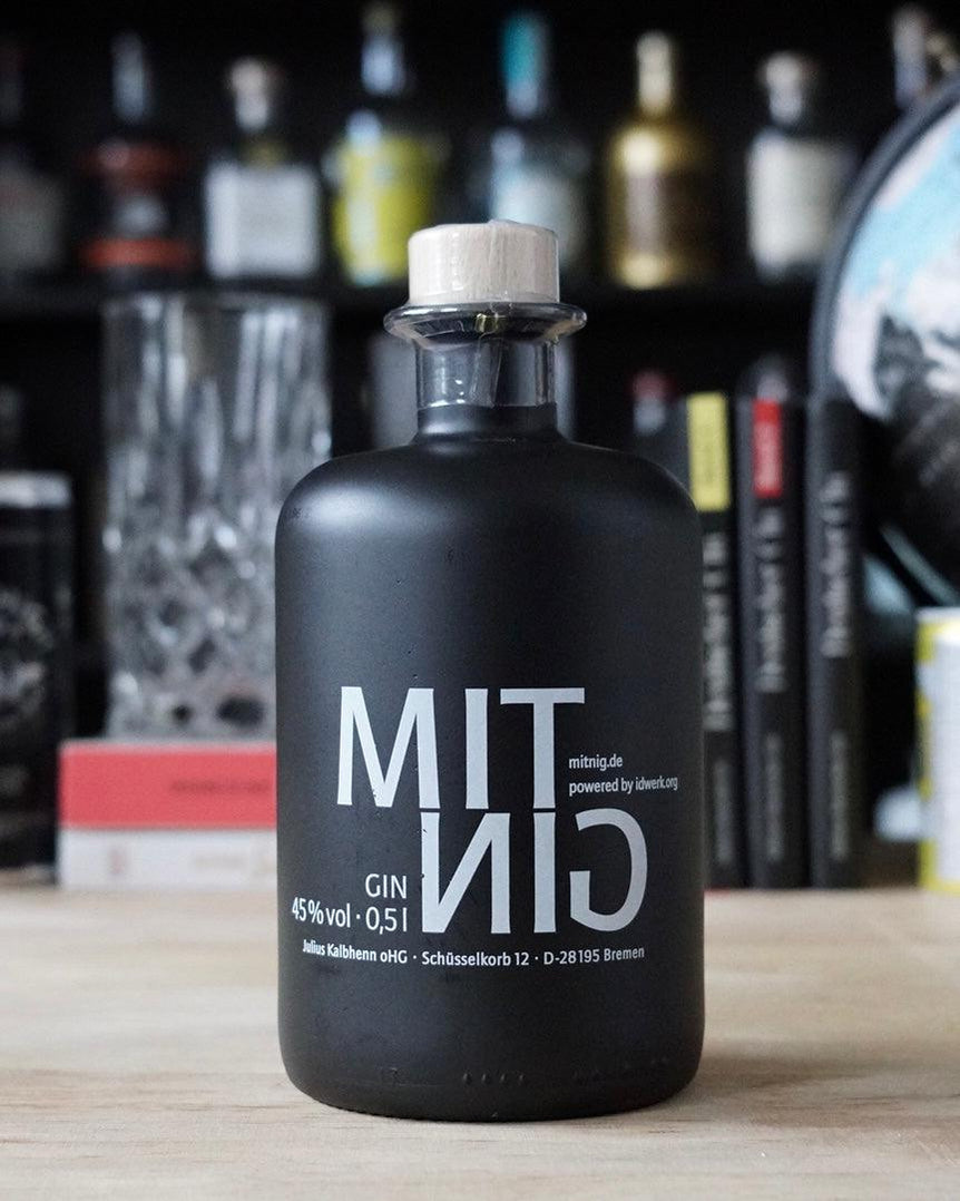 Mitnig Black Gin| Ist einer der besten Deutschen Gins. | Zum Shop ...